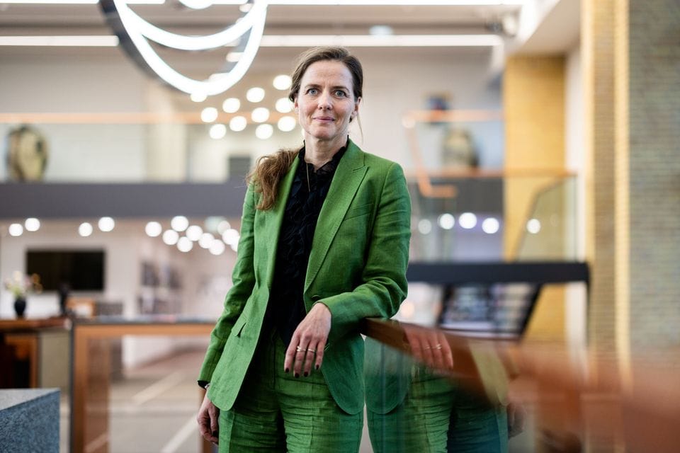 Historisk skifte i Sydbank: Ellen Trane Nørby bliver første kvindelige formand