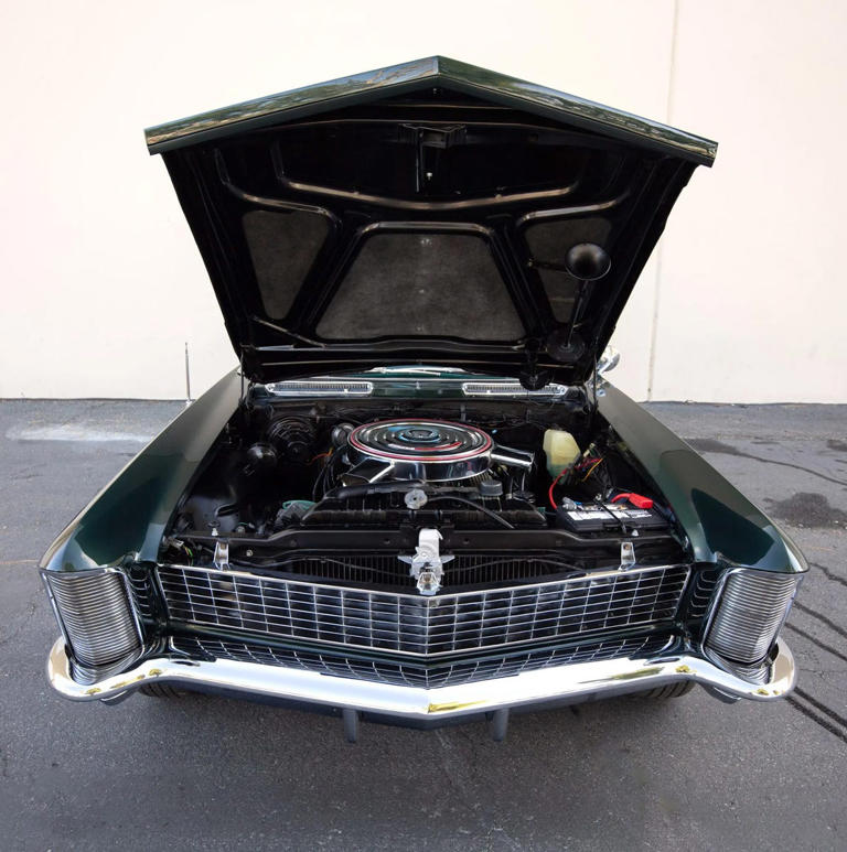 1965 Buick Riviera on Bring a Trailer Is a Former Auto-Show Model