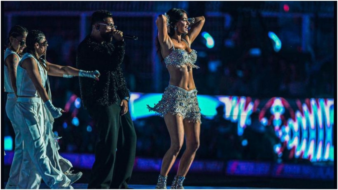 Karan Aujla goes Tauba Tauba, Disha Patani dazzles at IPL 2025 opening ...