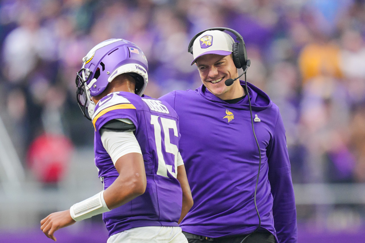 Vikings Floated Reunion With Former Hero QB: Report