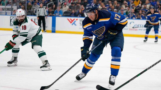 Canucks’ Pettersson and Hoglander leave game vs. Rangers with injuries