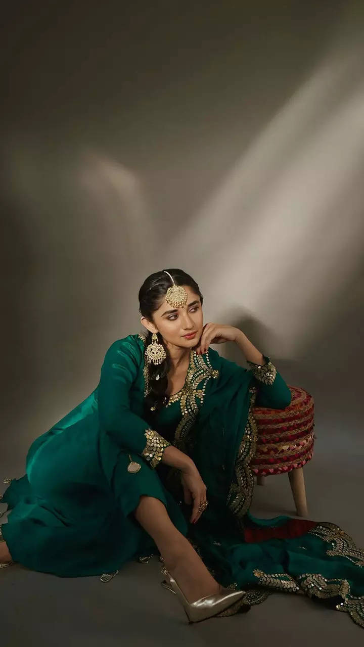 Kanika Mann dazzles in a regal emerald green patiala suit