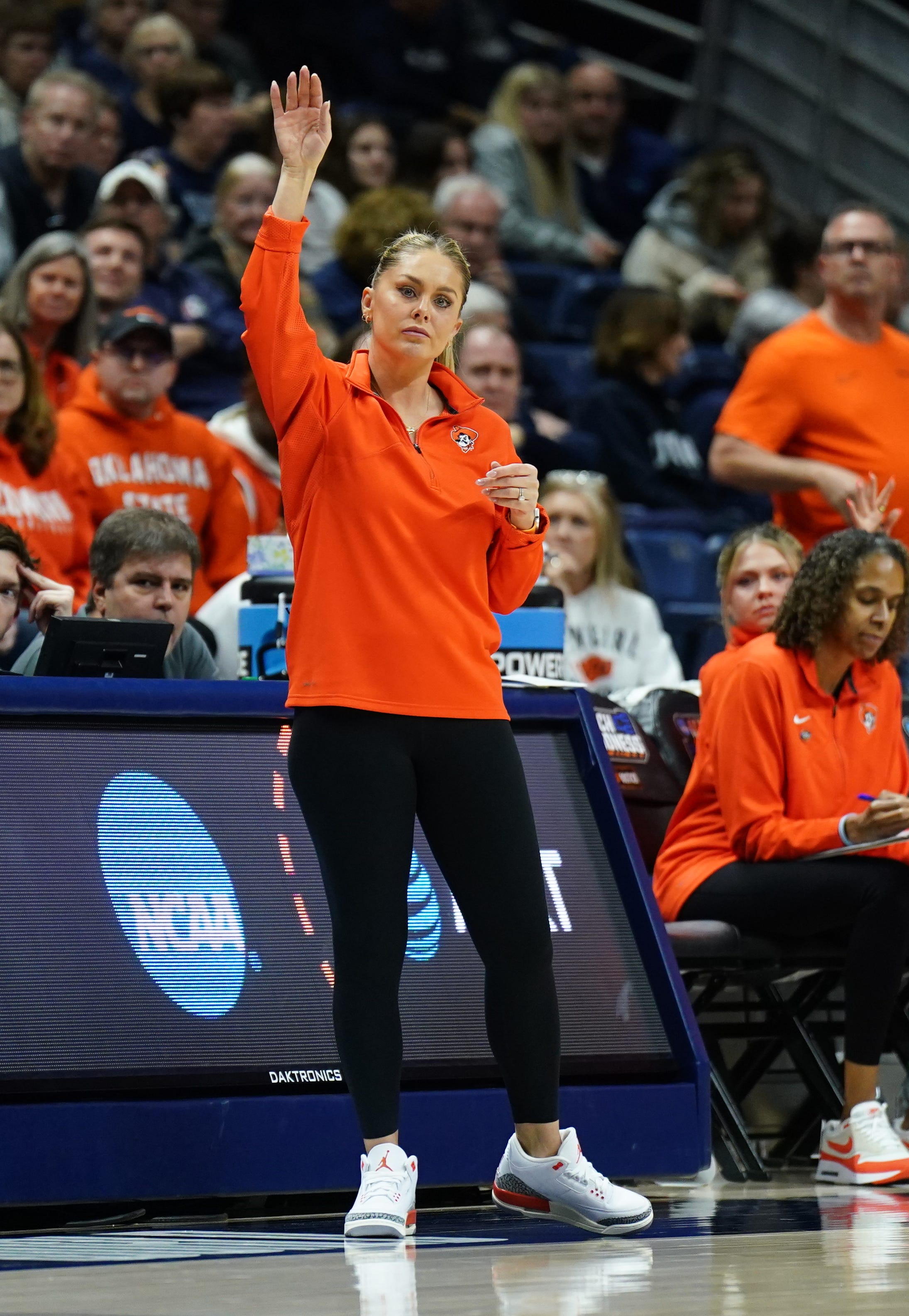 Jacie Hoyt contract details: Regents approve new deal for Oklahoma ...