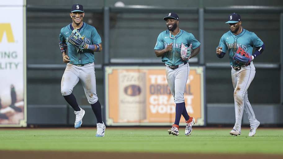 ANALYSIS: Seattle Mariners Trio Could be Best Outfield Group in Years