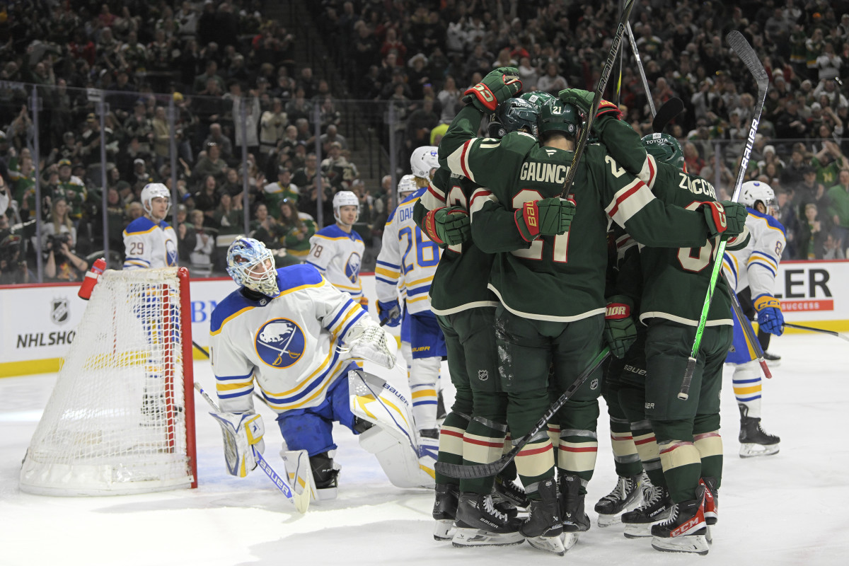 Fast start to second period leads Wild past Sabres