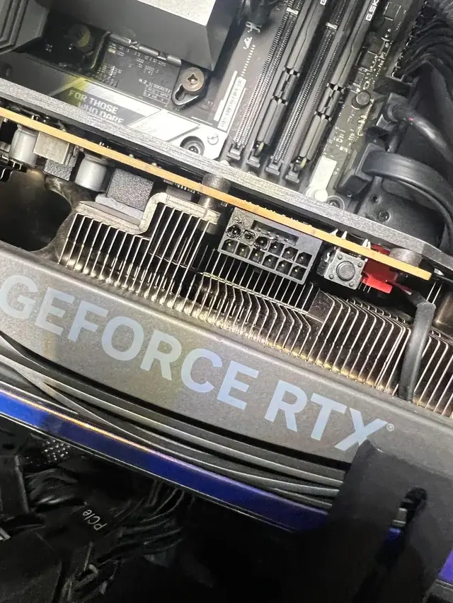 RTX 4090 Power Connector Melts Again, Even With NVIDIA’s Official Adapter
