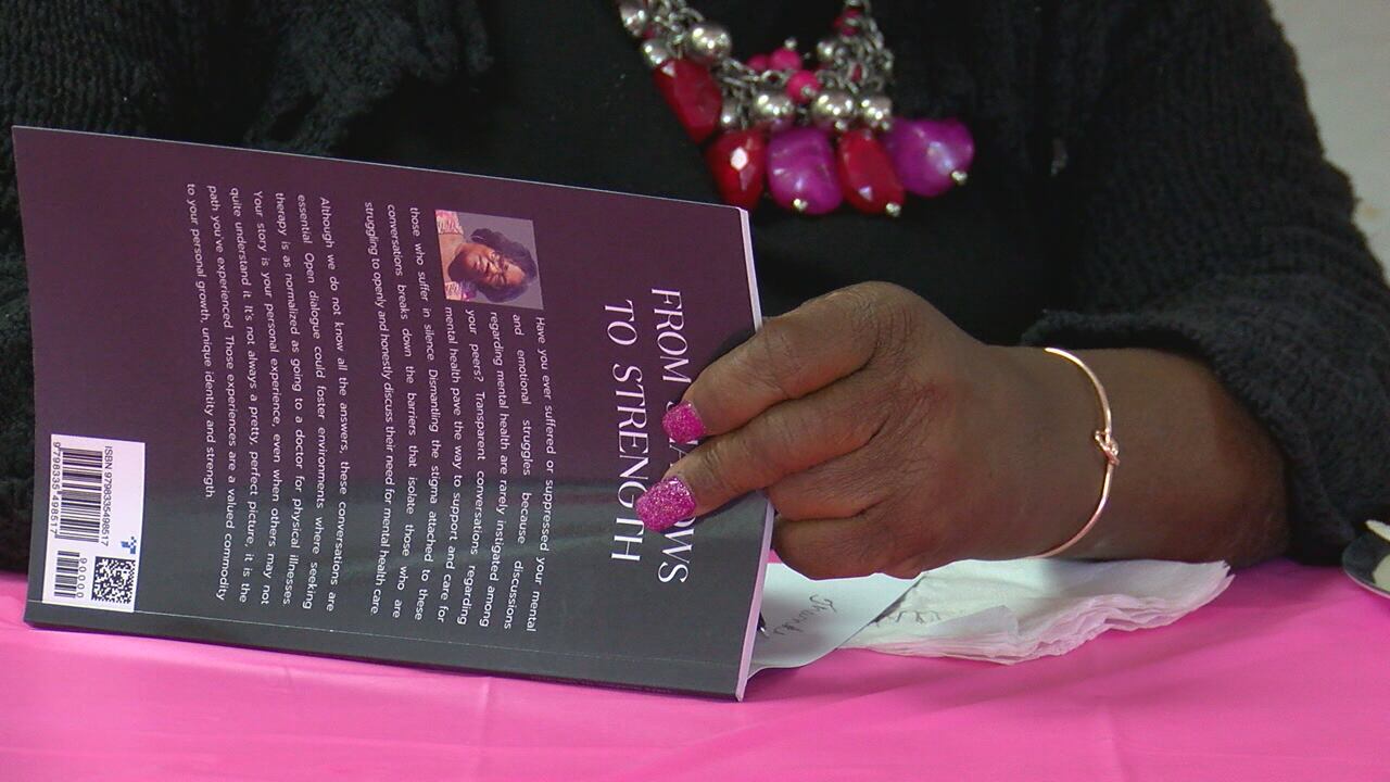 Duncan author holds signing for book written after death of daughter