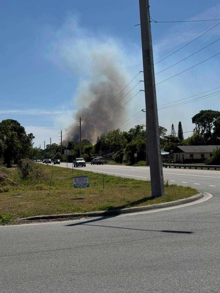 Vero Beach brush fire contained after spreading to 30 acres