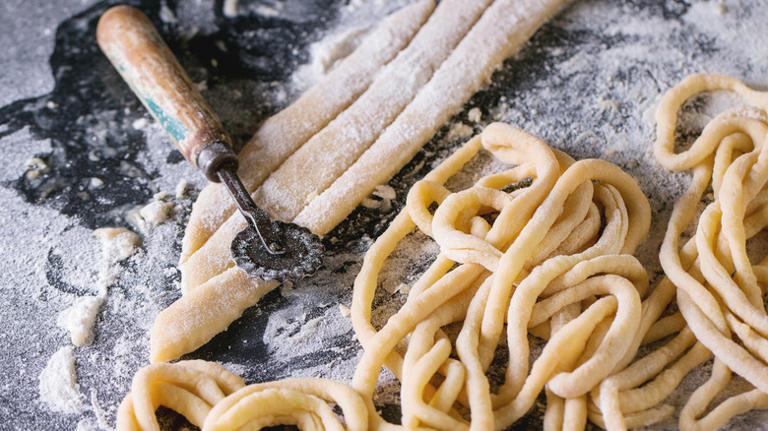 The Easiest Fresh Pasta Recipe Calls For Just 3 Ingredients