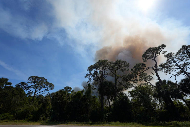 Wildfires force evacuation of five homes west of Vero Beach