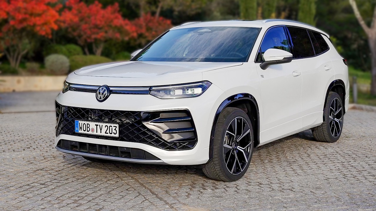 Volkswagen Tayron R-Line (2025) Premium 7-Passenger SUV