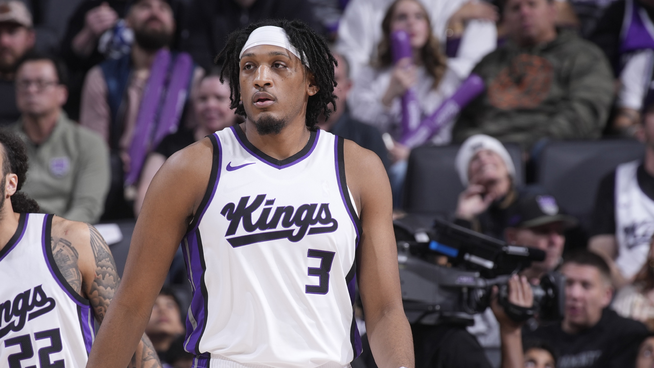 Report: Kings converting Isaac Jones' contract to standard NBA deal