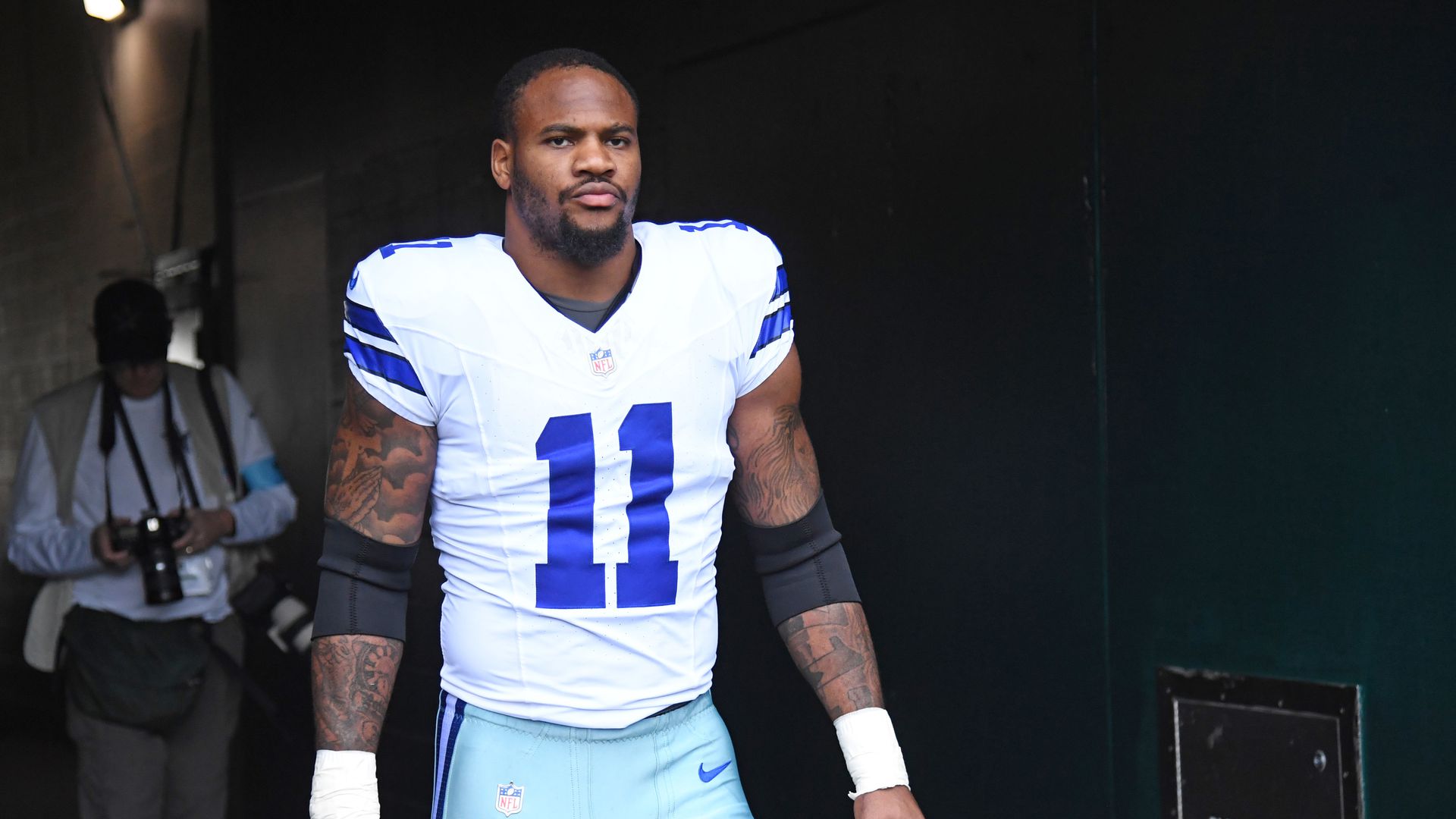 Predicting what a new contract for Micah Parsons could look like