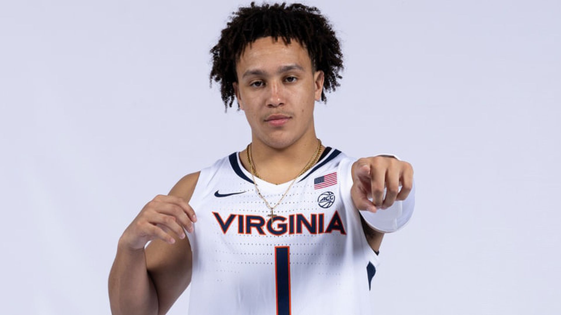 BREAKING: Chance Mallory re-commits to Virginia basketball