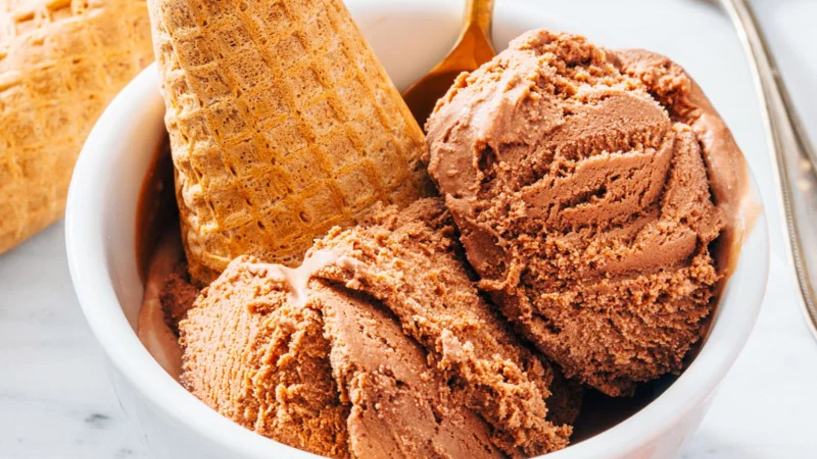 18 chocolate desserts so gooey, you'll forget every diet plan