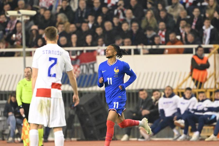 Les Bleus avec Michael Olise d'entrée contre la Croatie au Stade de ...