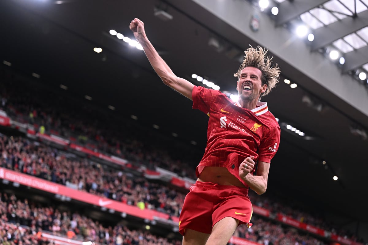 Liverpool Legends vs Chelsea Legends LIVE: Charity match result, latest ...