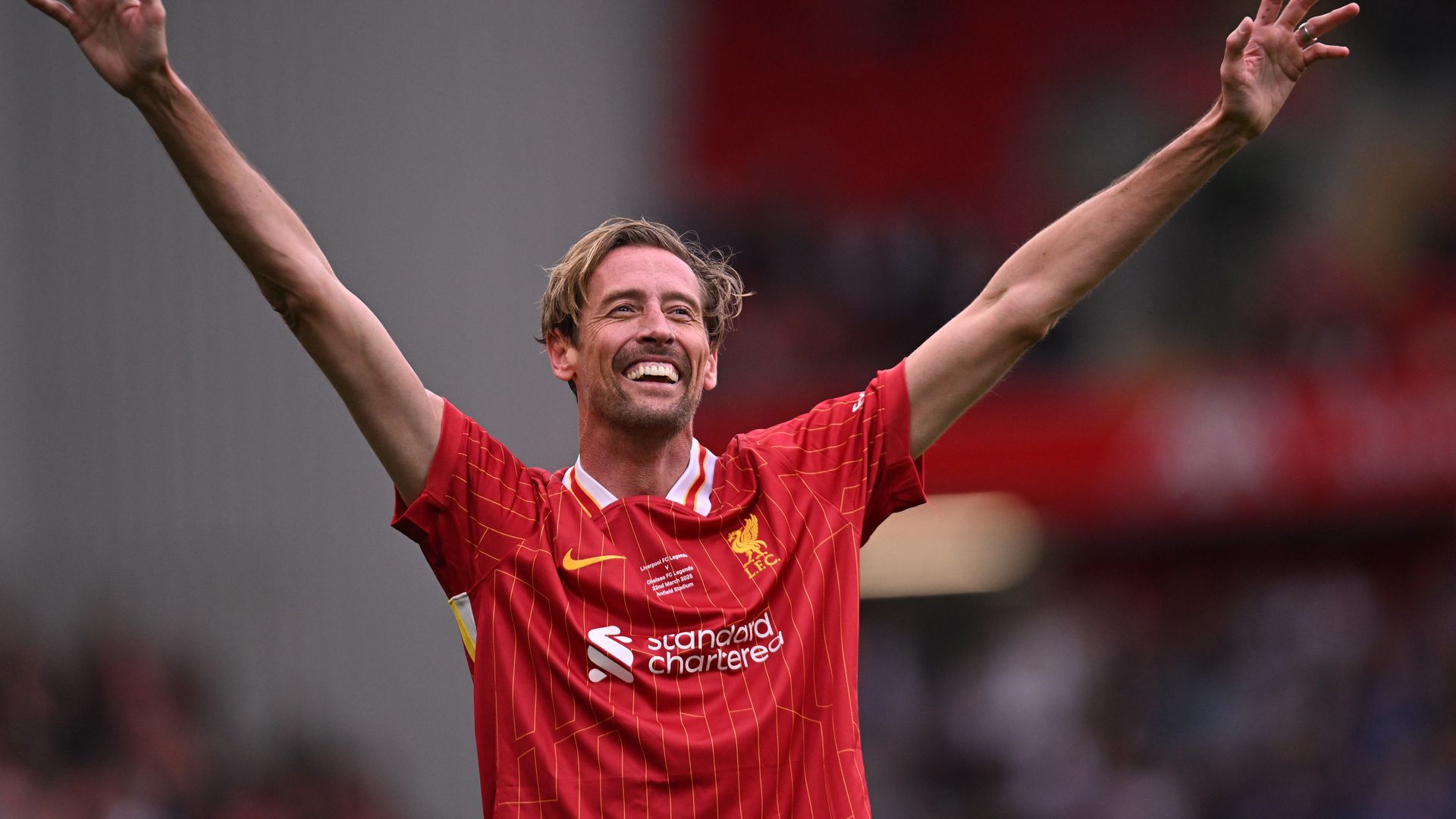 Liverpool Legends 2, Chelsea Legends 0 - Peter Crouch Scores Twice For ...