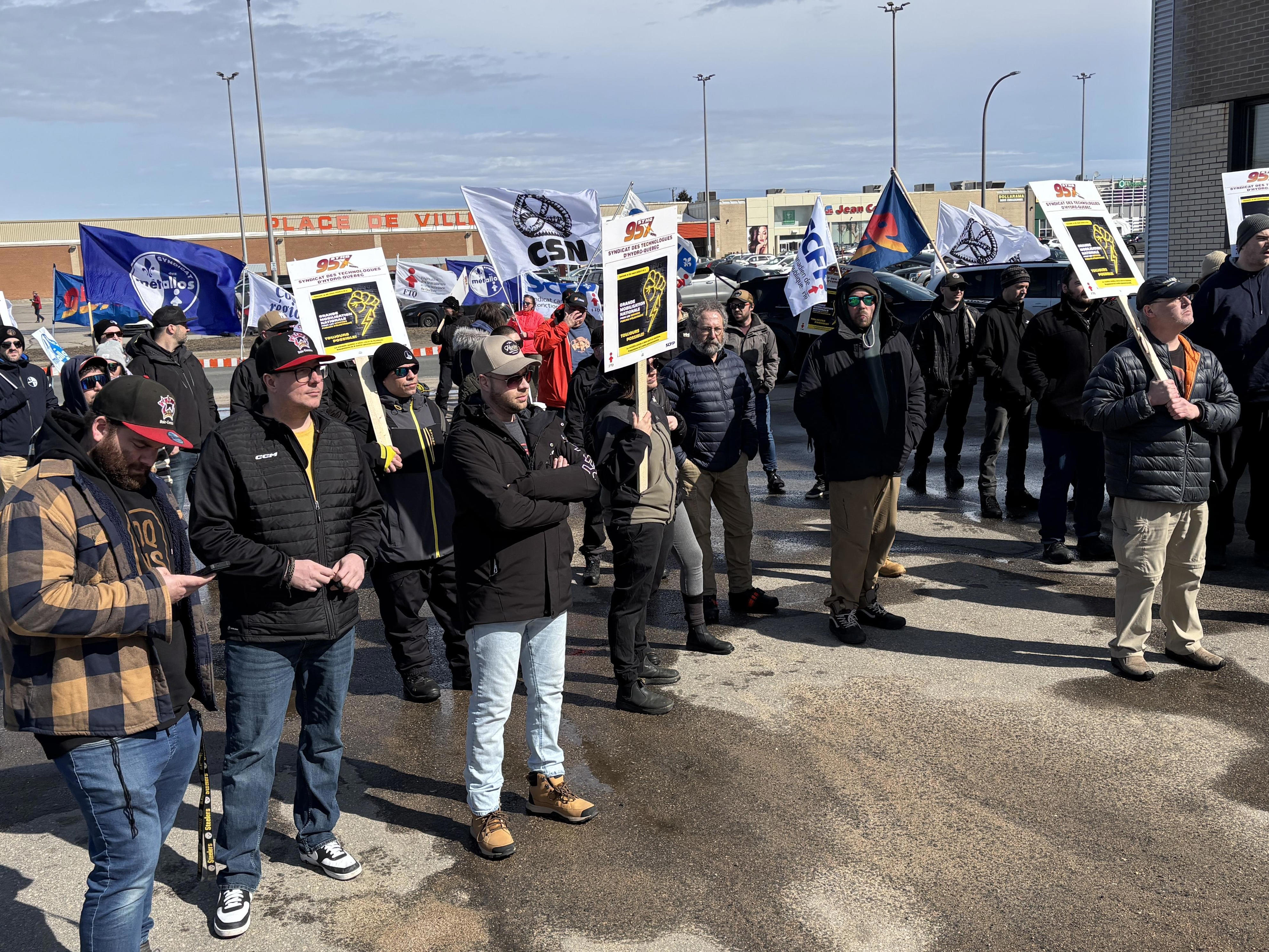 Mobilisation à Sept-Îles contre le projet de loi 69