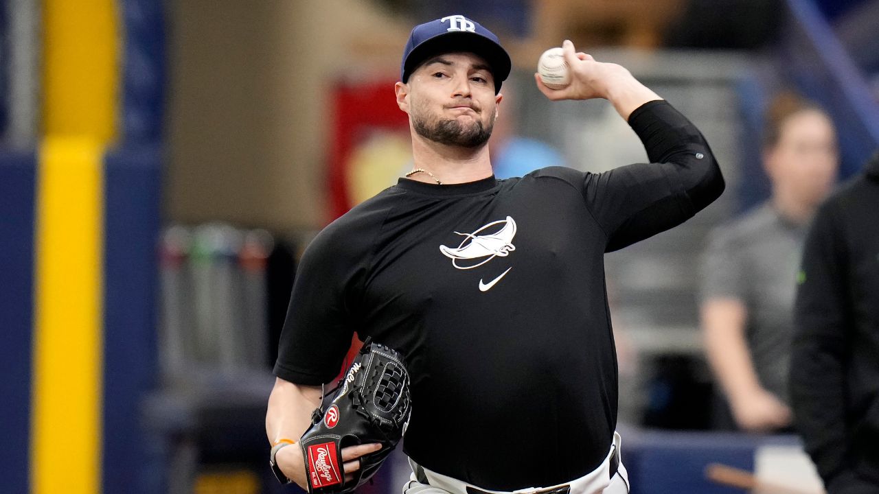 Rays LHP Shane McClanahan exits game with apparent arm injury