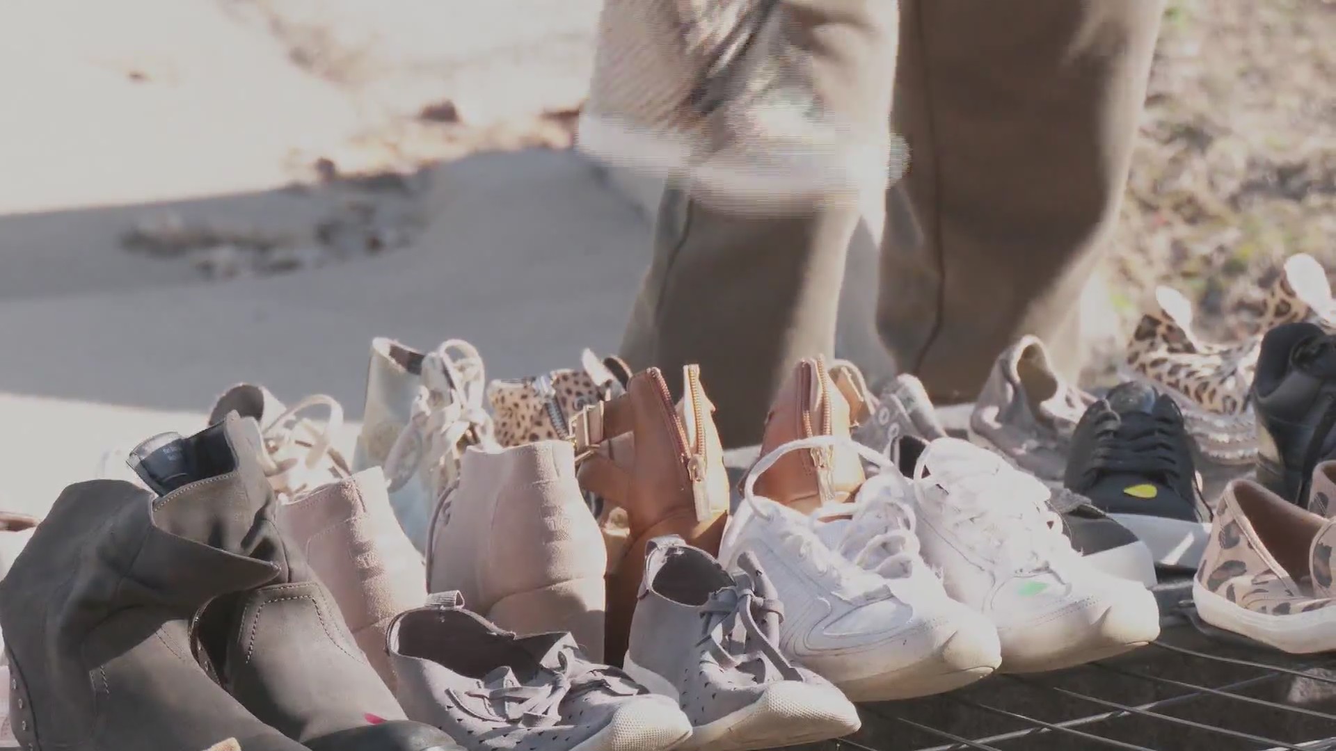 Joplin neighborhoods kick off garage sale season