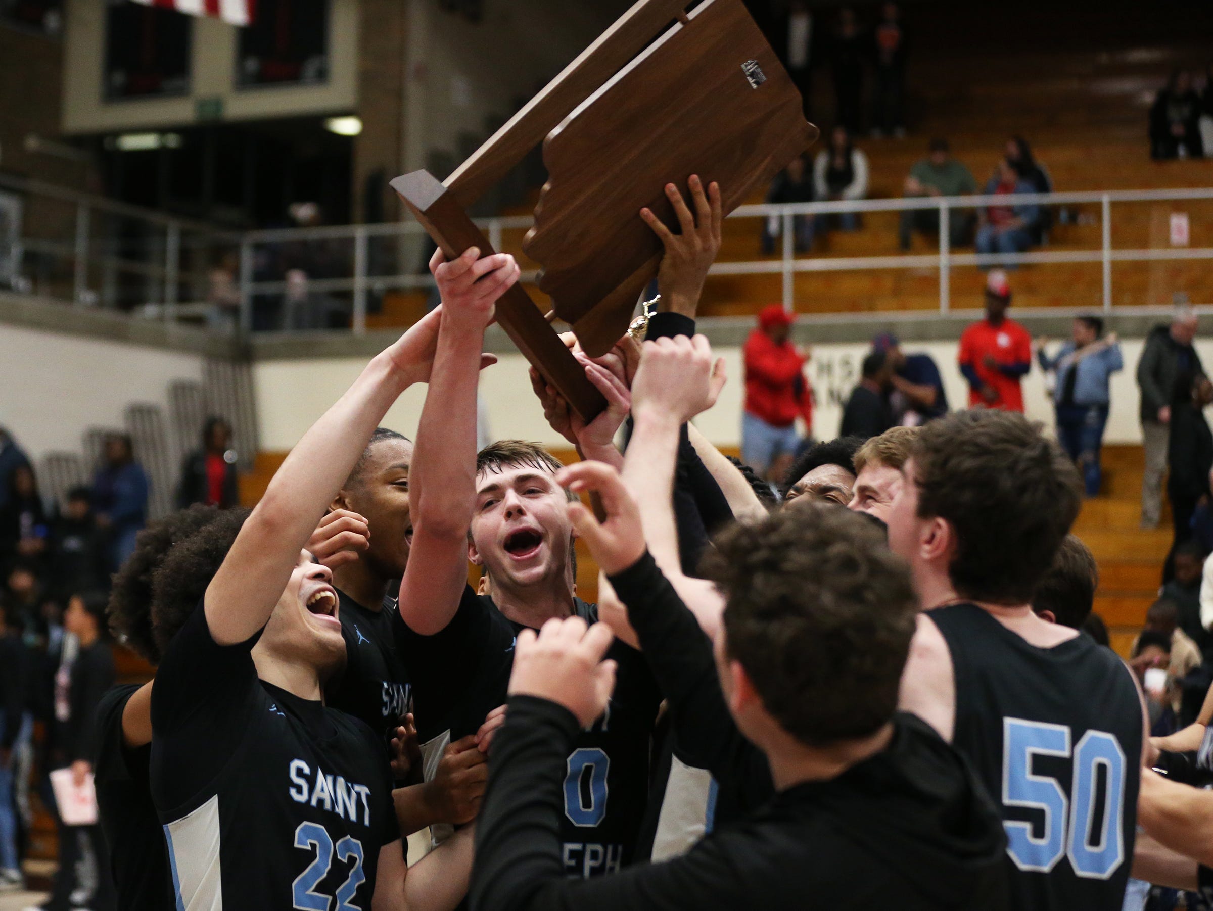 Back-to-back: South Bend Saint Joseph boys basketball repeats as IHSAA ...