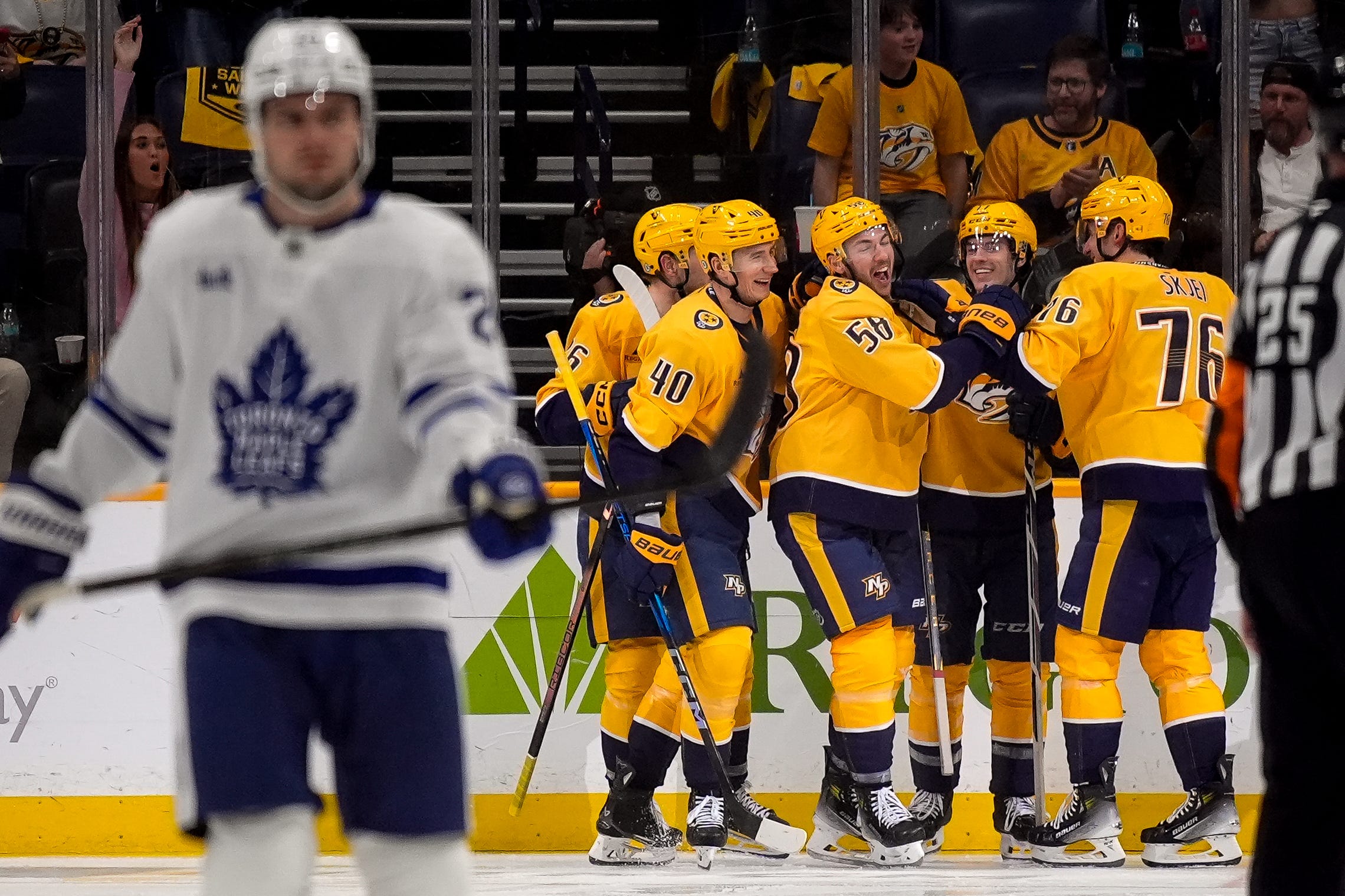 Nashville Predators end losing streak with 5-2 win over Toronto Maple Leafs