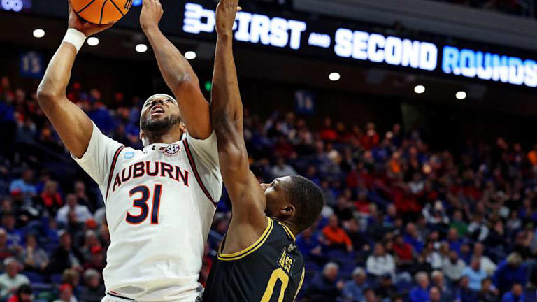 The Alabama Juggernaut That Has a Sports Pipeline to Auburn