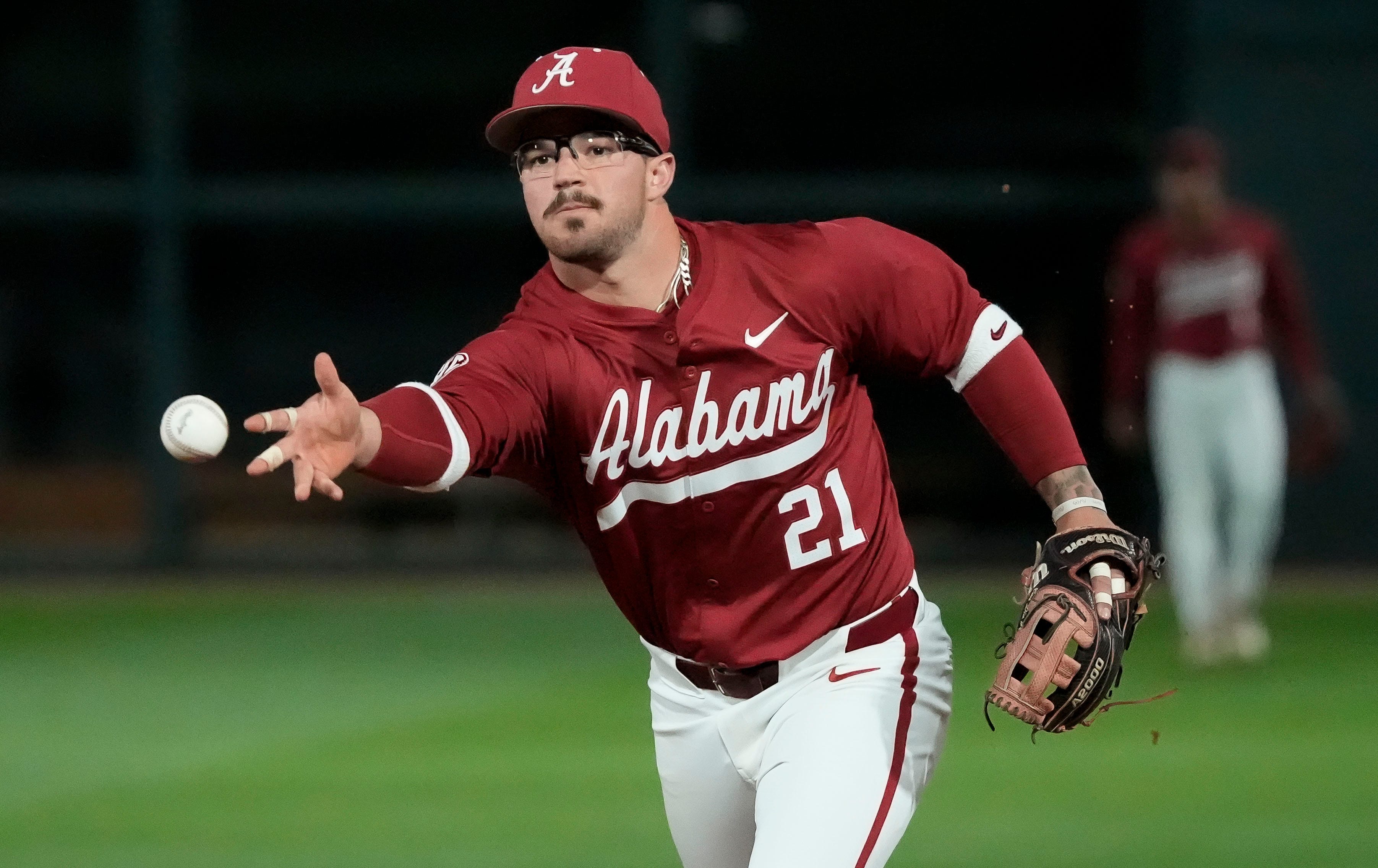Updated SEC baseball standings following Top 25 series between Alabama ...