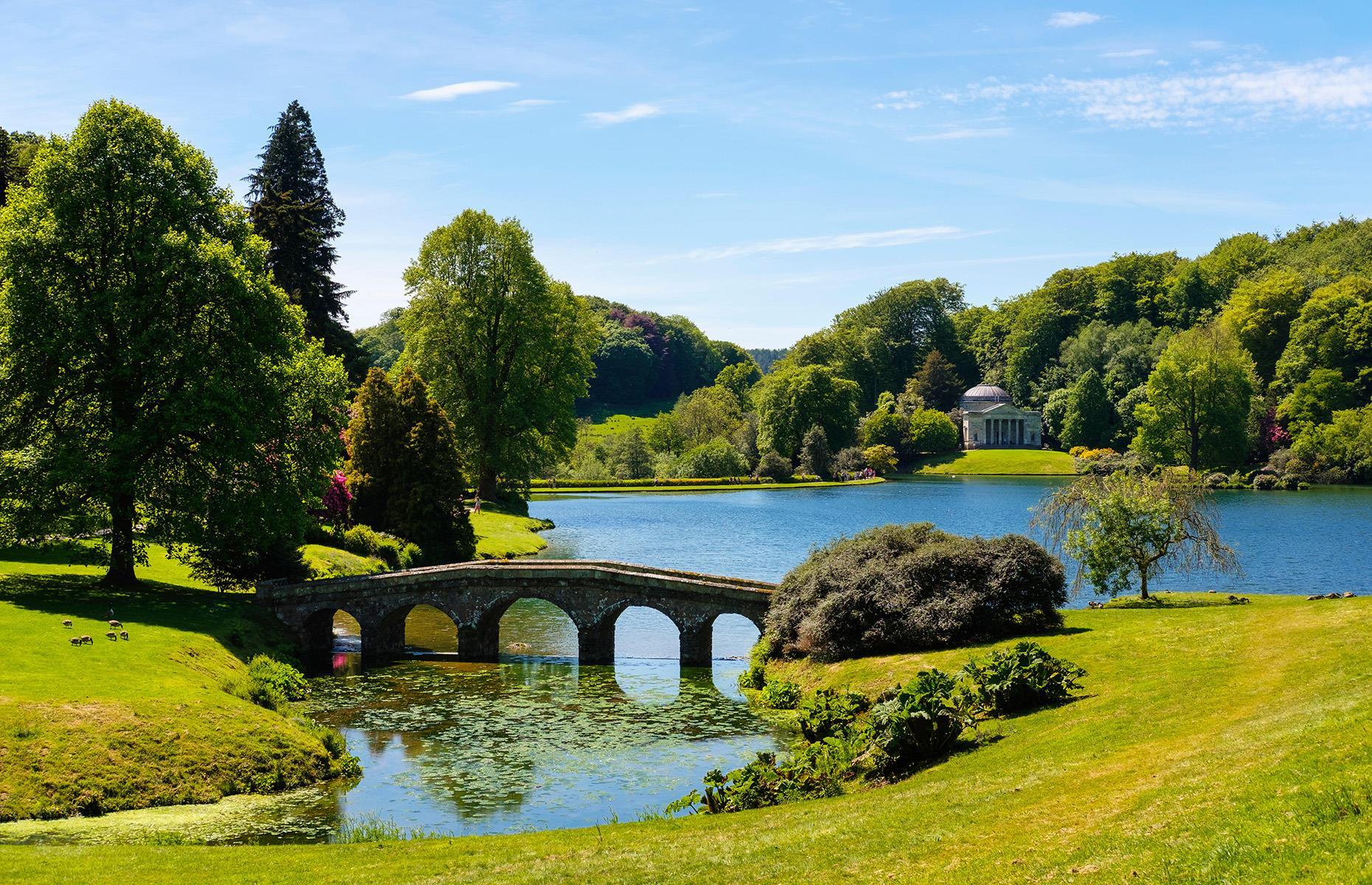 Explore 25 spectacular gardens in Australia and around the world