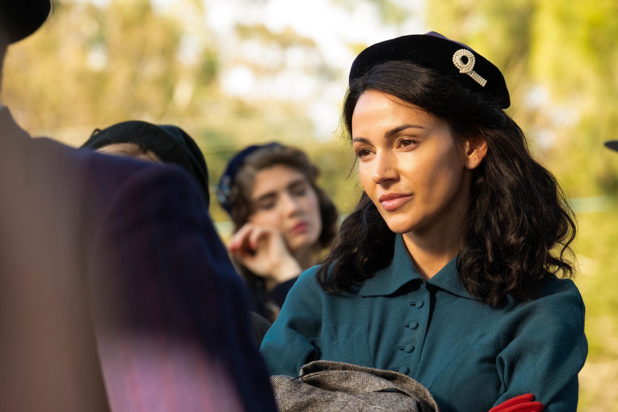 Who is in the Ten Pound Poms cast? BBC actors and where you’ve seen them