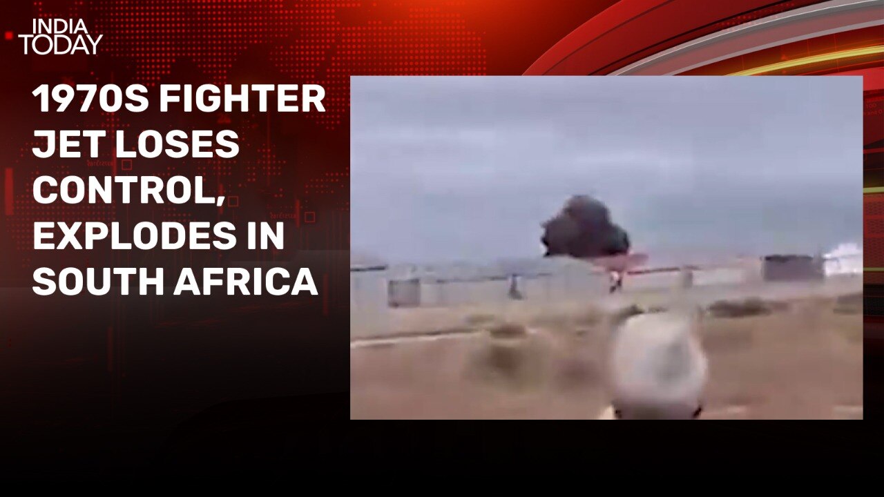 Video: Fighter jet loses control, explodes at West Coast Air Show in ...