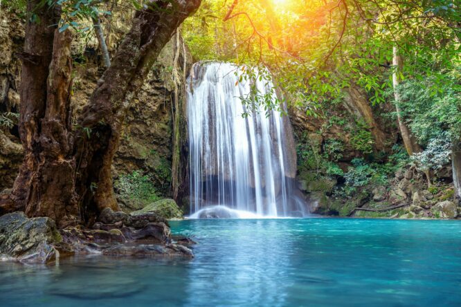 The 14 Most Amazing Waterfalls in the World