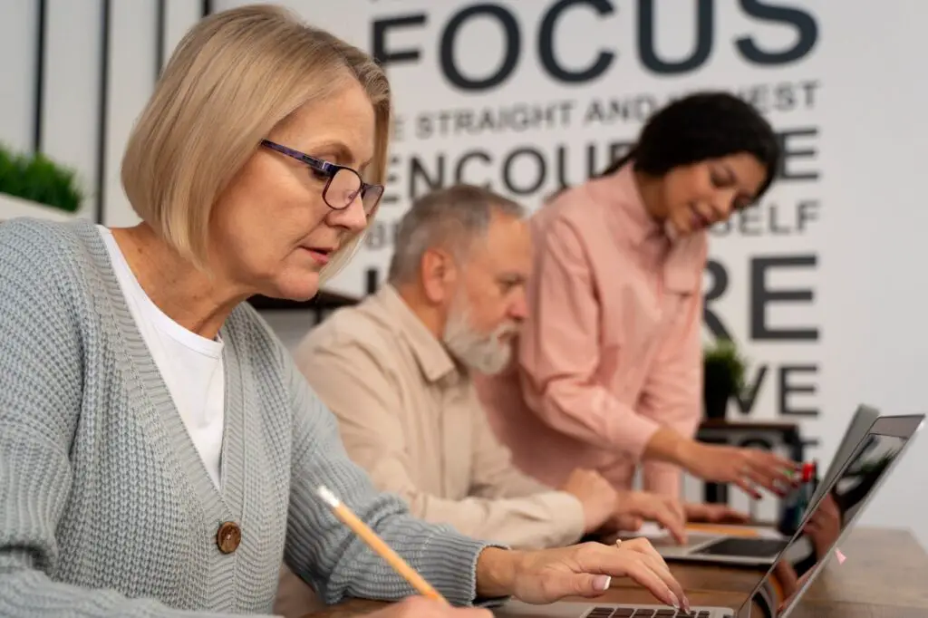 Love Learning? 8 Educational Programs Every Baby Boomer Should Try