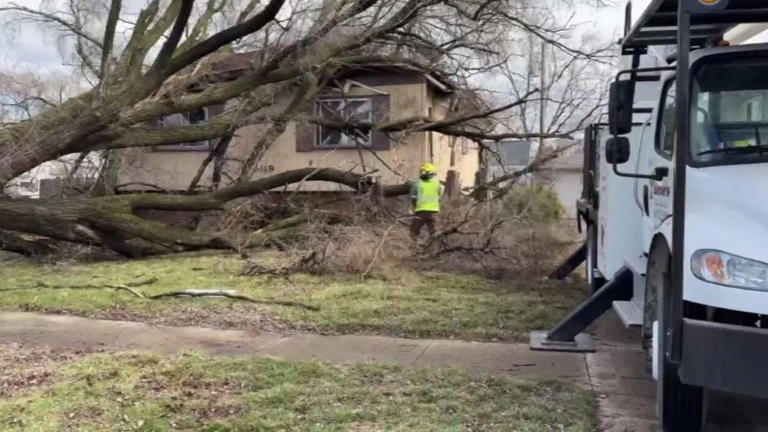 Two "faulty" tornado sirens found in Highland, Indiana, during test ...
