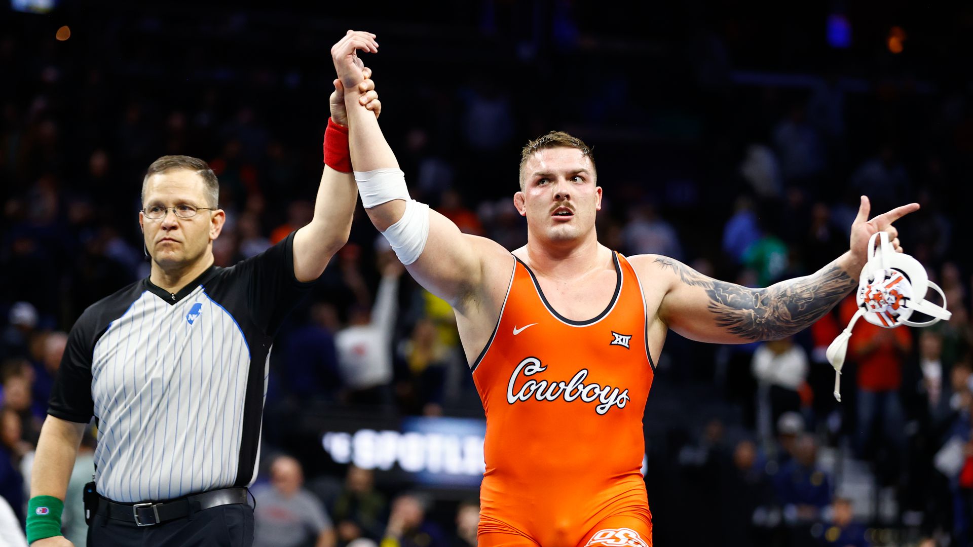 ‘Upset of the century’: Pros react to Wyatt Hendrickson’s shocking win ...