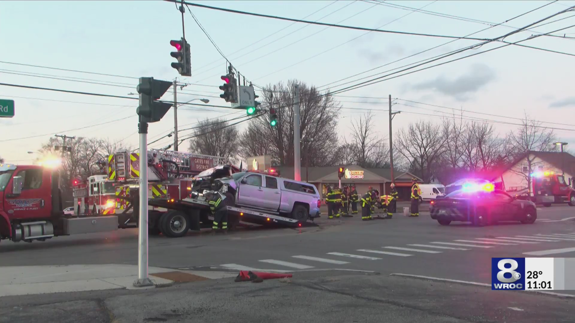 Minor injuries reported after driver runs red light at Gates ...