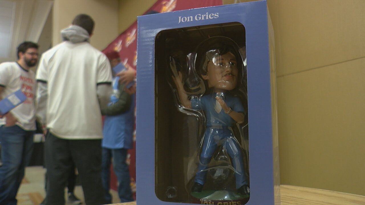 Charge top Magic 97-91; Honor 20 years of Napoleon Dynamite