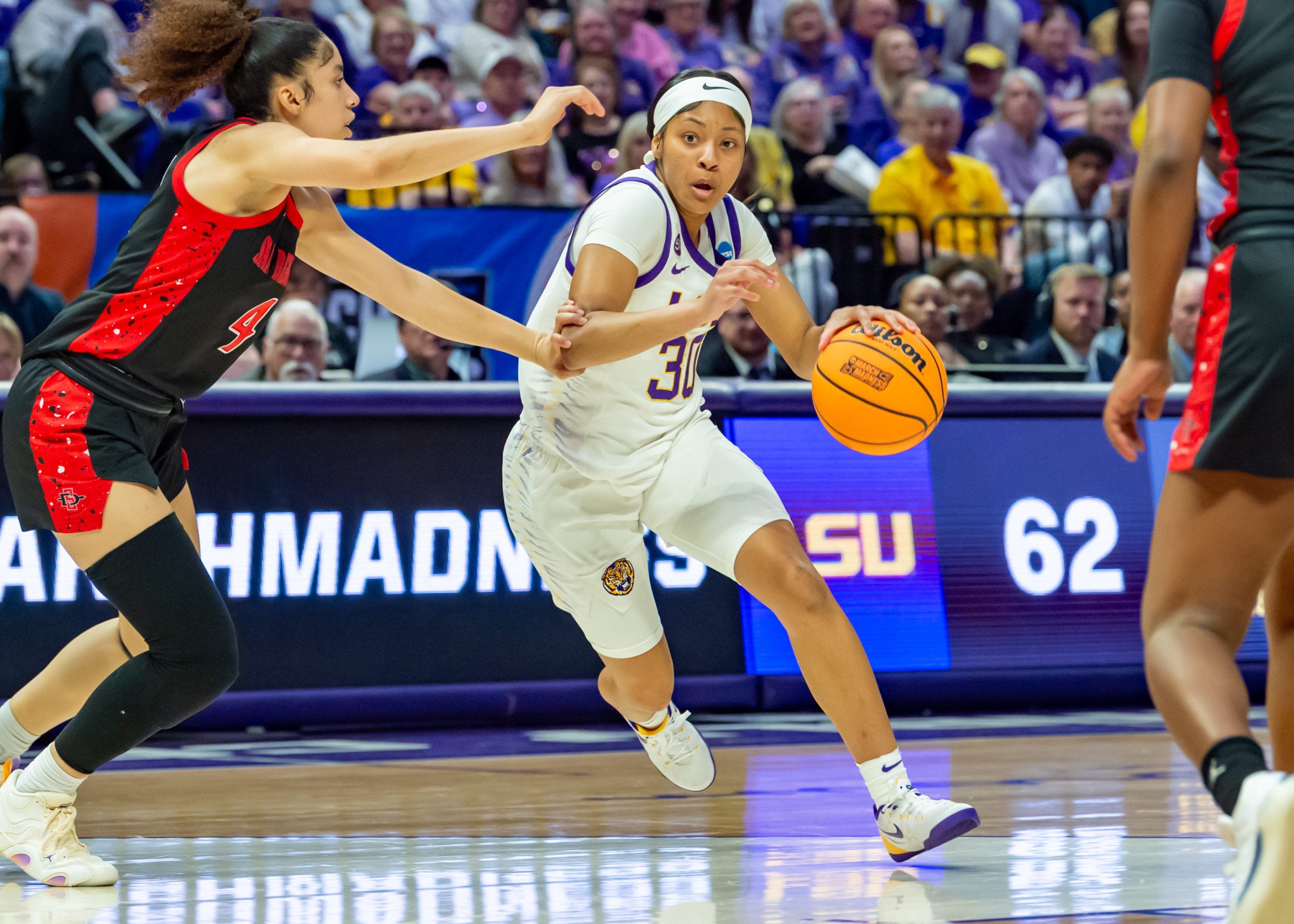 Kim Mulkey on LSU women's basketball point guard competition between ...