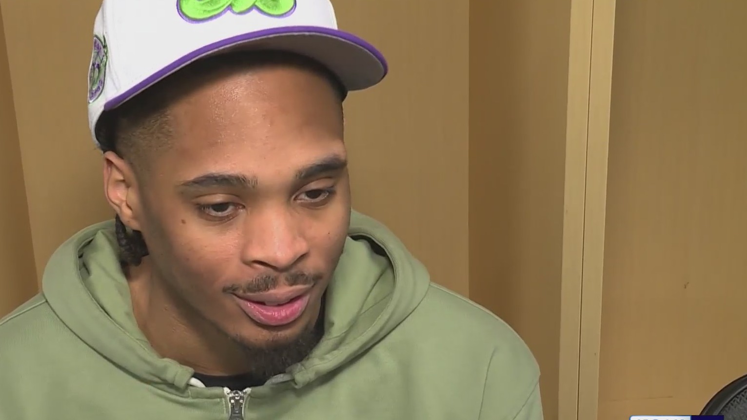 Oregon men make statement in first tourney victory