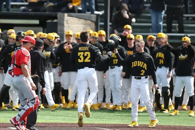 Iowa baseball captures series vs Minnesota behind Cade Obermueller ...