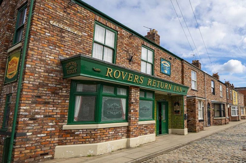 Coronation Street real-life couple's split that 'shocked' co-stars ...
