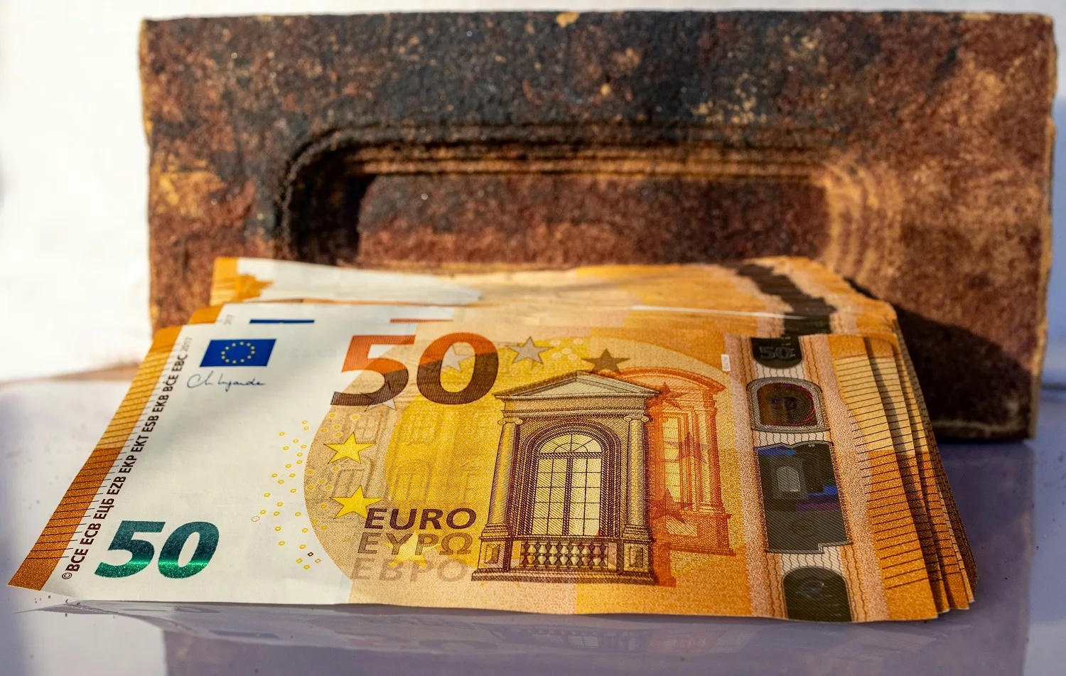 Πότε πληρώνονται οι συντάξεις Ιουνίου από τον ΕΦΚΑ