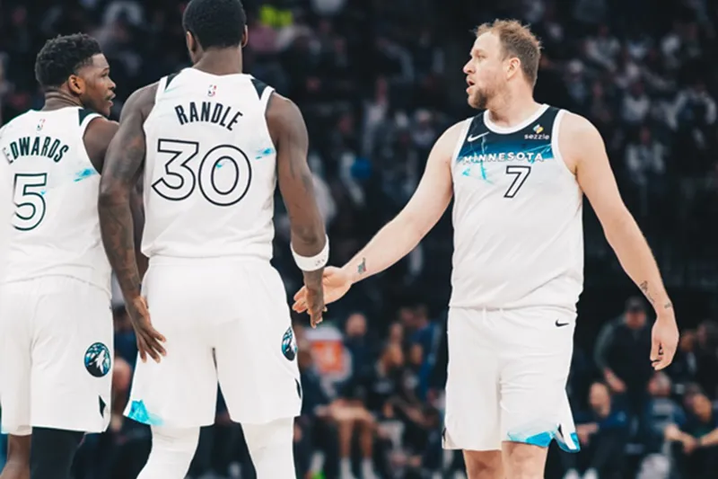 Timberwolves usa Joe Ingles como titular por causa nobre