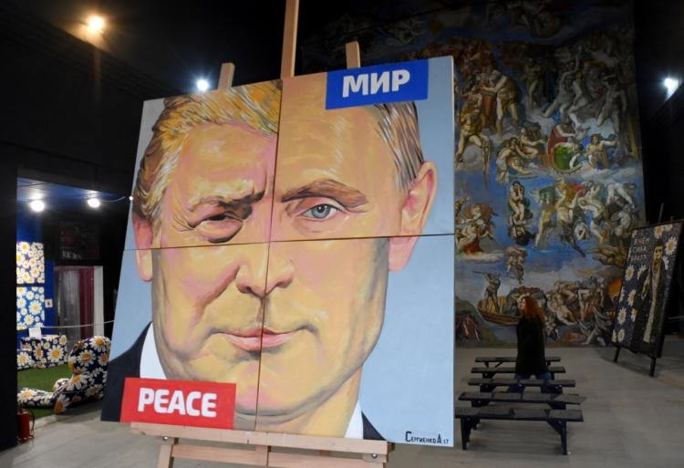 Vladimir Poutine a offert un « magnifique portrait » de Donald Trump au ...