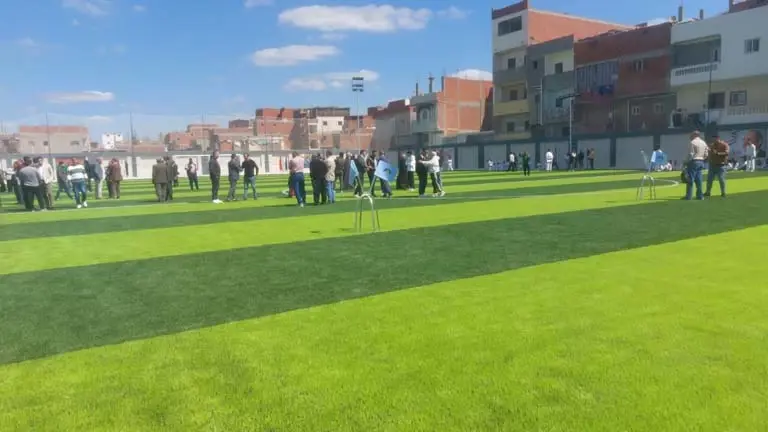 Best Midsize Trucks | 2025 Midsize Pickup Trucks Rated | CarBuzz