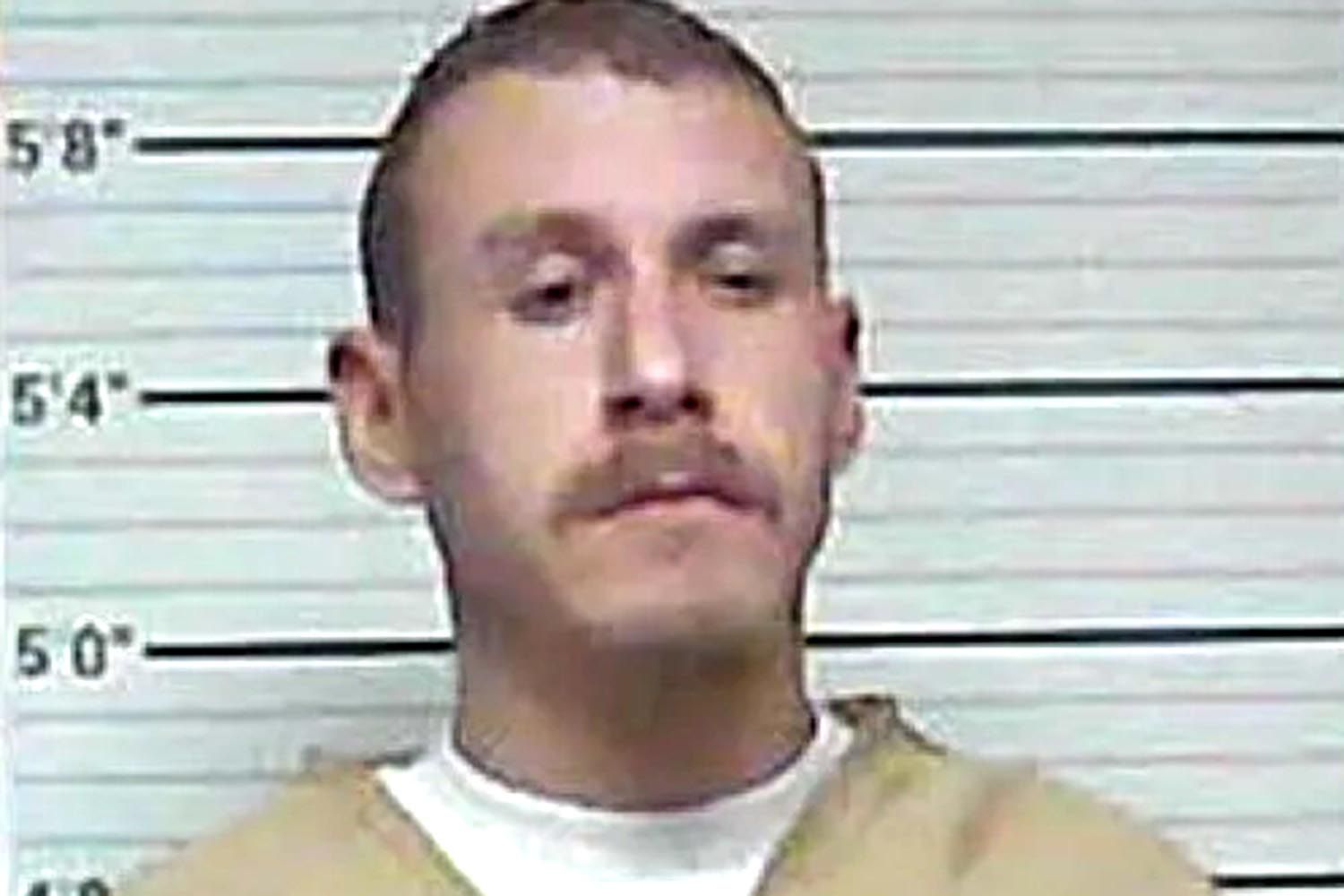 'Blind' Man Called 911 to Report That 3 Men Had Been Killed and Were ...