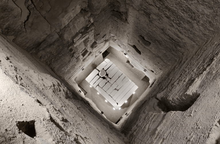 Researchers say they used SAR to find vast city beneath the pyramids