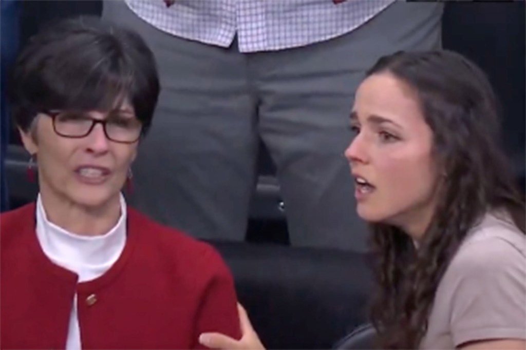 John Calipari’s wife and daughter in tears after Arkansas’ March ...