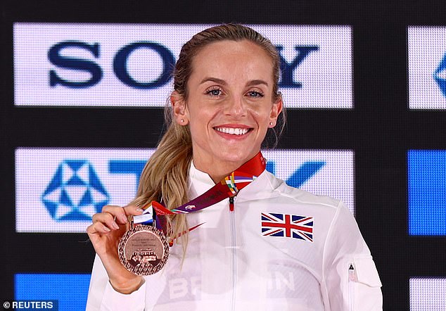 Georgia Hunter Bell runs personal best to claim 1500m bronze medal at ...